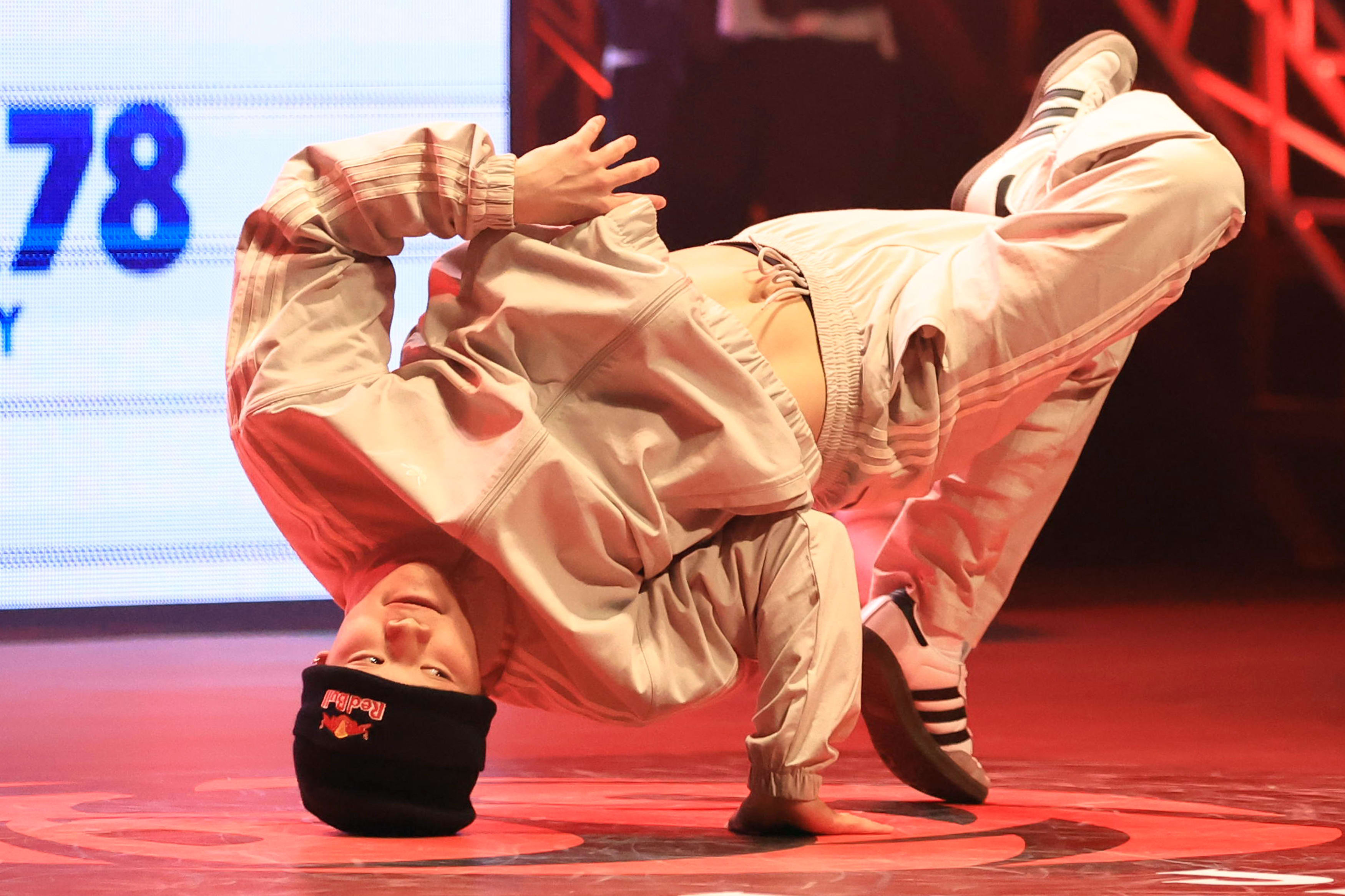 一对朋友，同一个梦想：菱川一心和大能宽飞将如何应对直接竞争