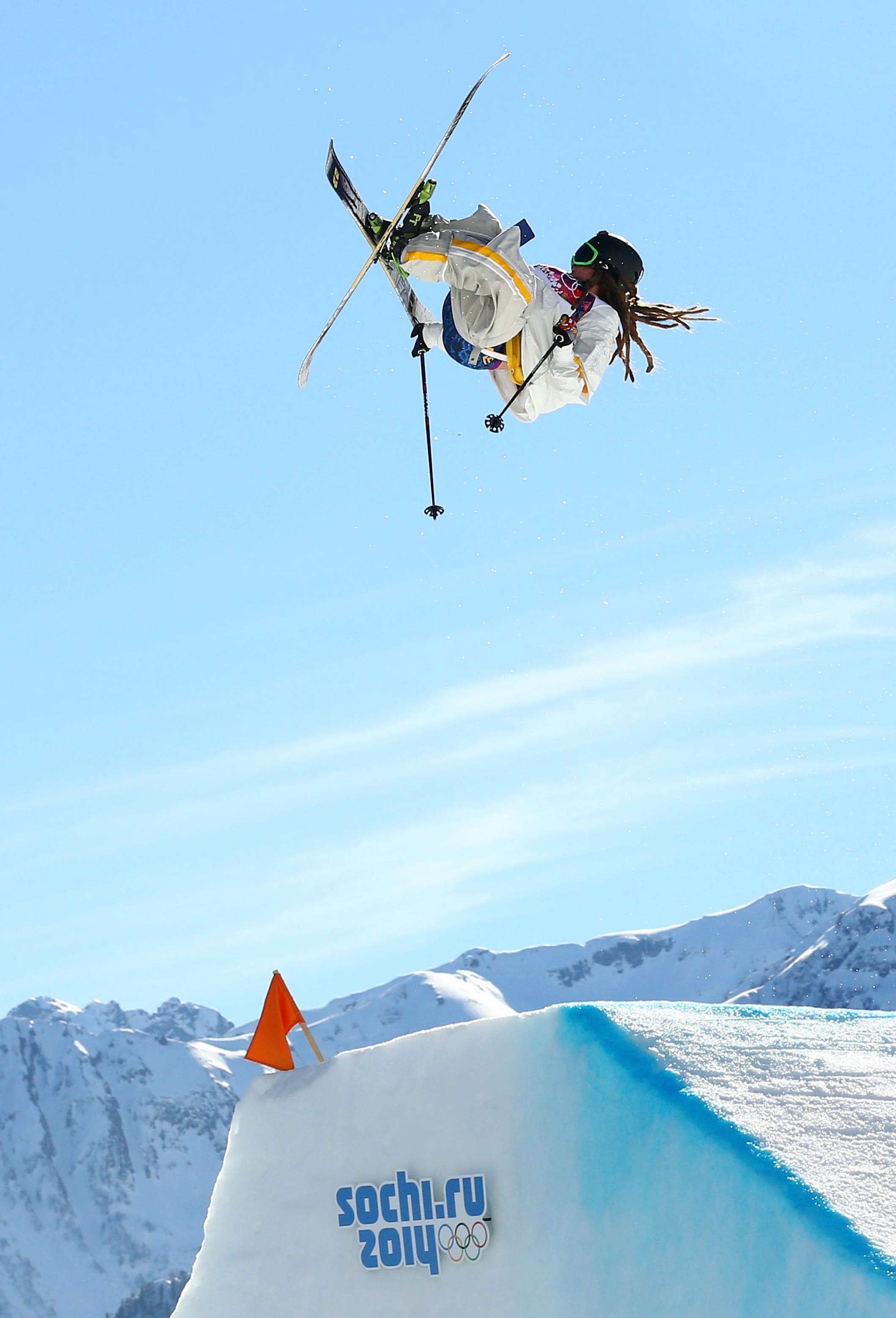 Le brillantissime Henrik Harlaut dévoile les secrets du big air en ski ...