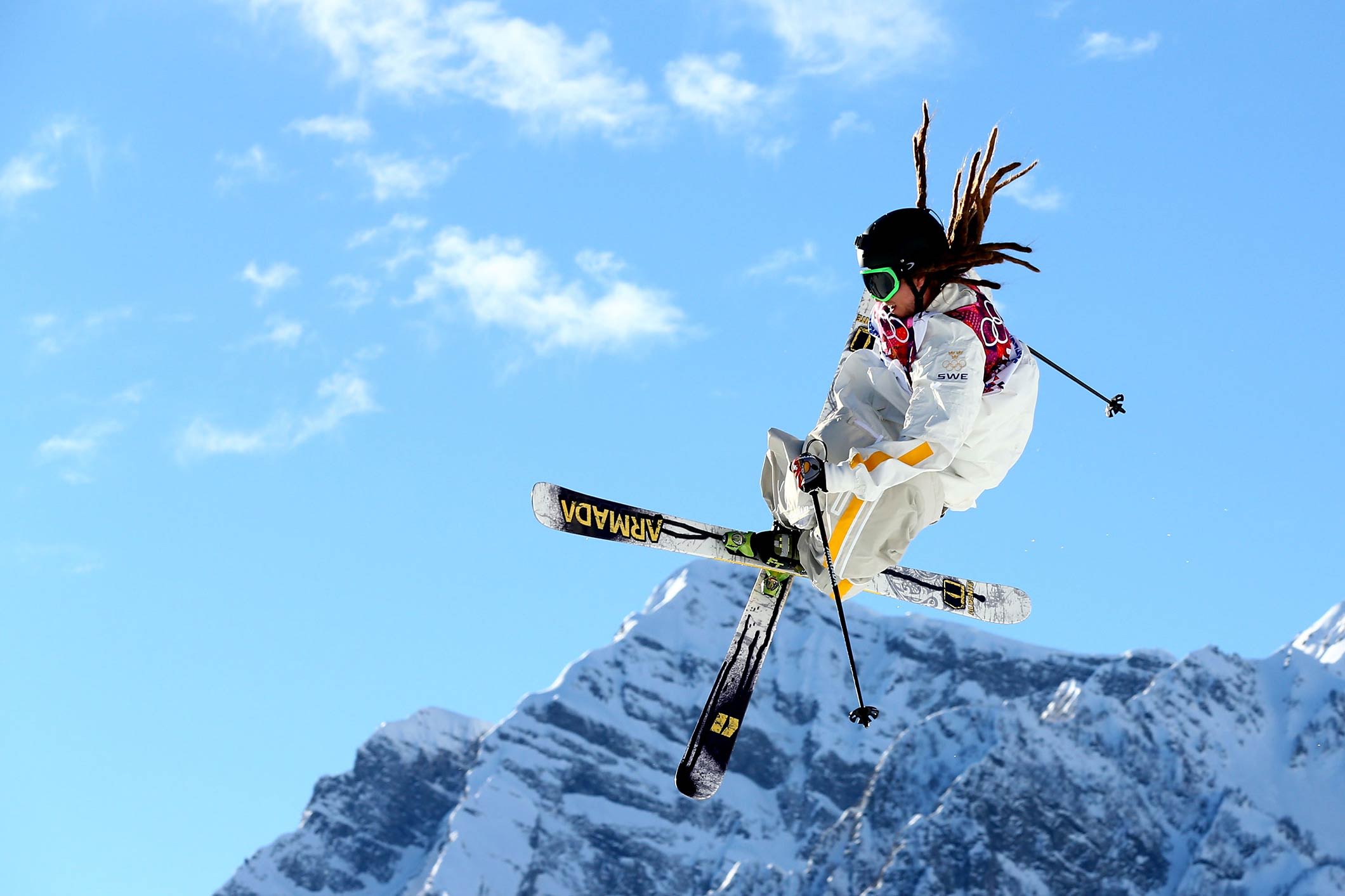Le brillantissime Henrik Harlaut dévoile les secrets du big air en ski ...