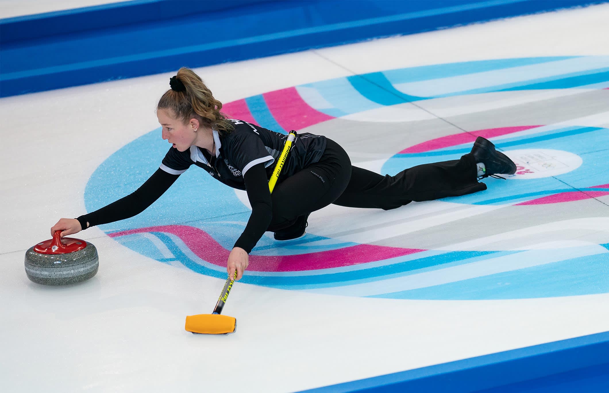 Kiwi curlers are carving it up a long way from home - Olympic News