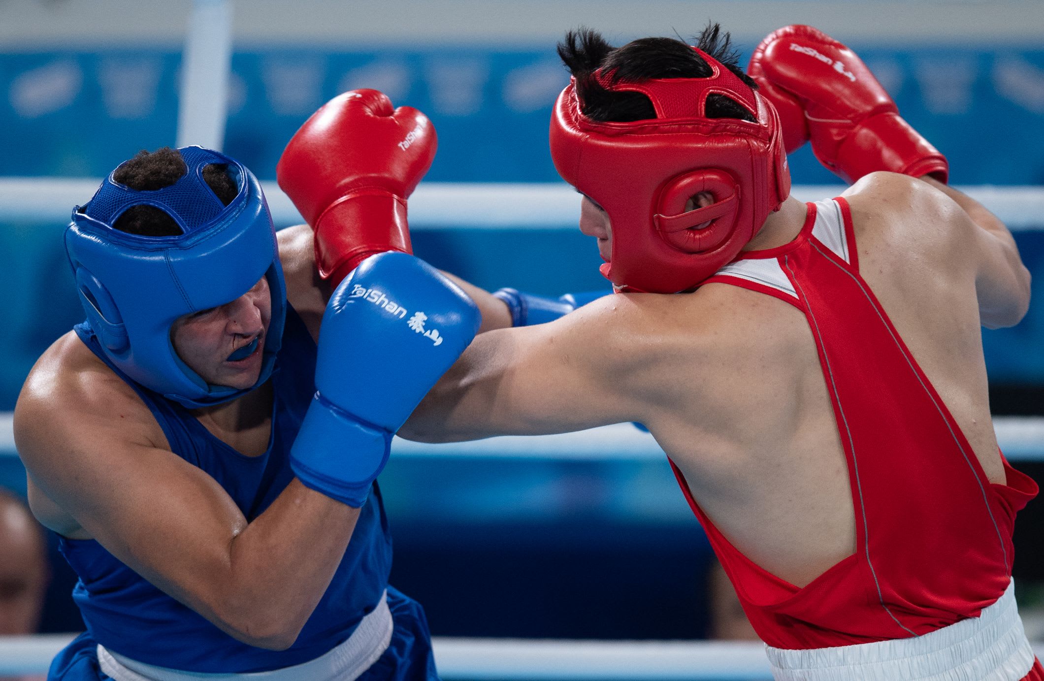 Boxing golds evenly shared - Olympic News