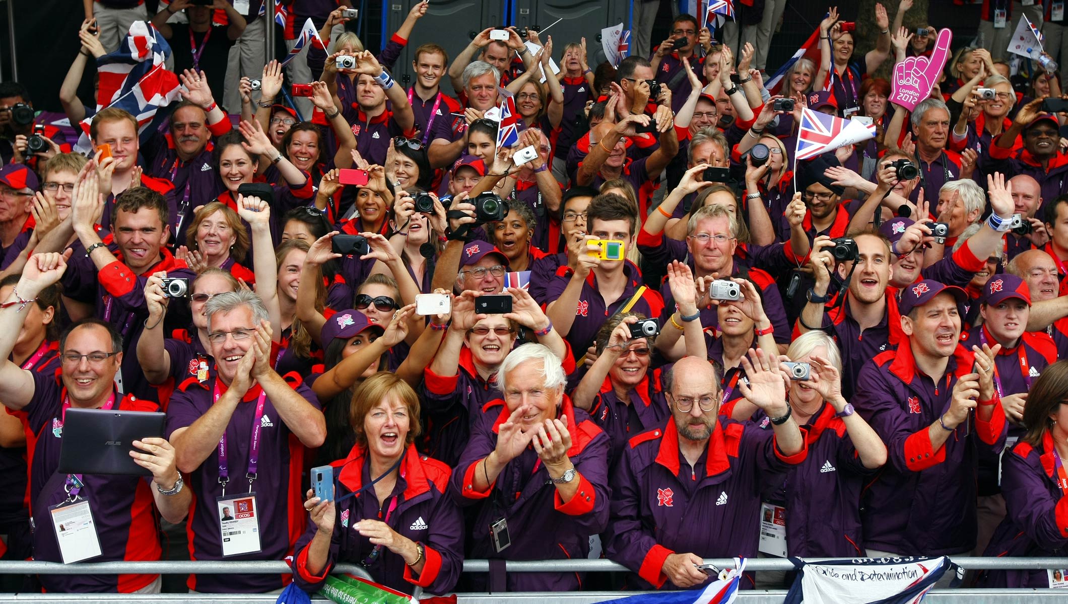 Volunteers: the “heartbeat” of Olympic legacy - Olympic News