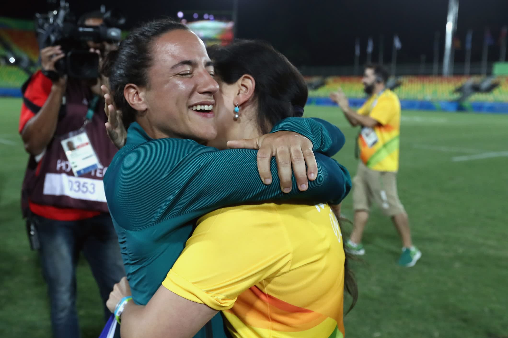 Brazilian rugby player accepts Olympic marriage proposal - Olympic News