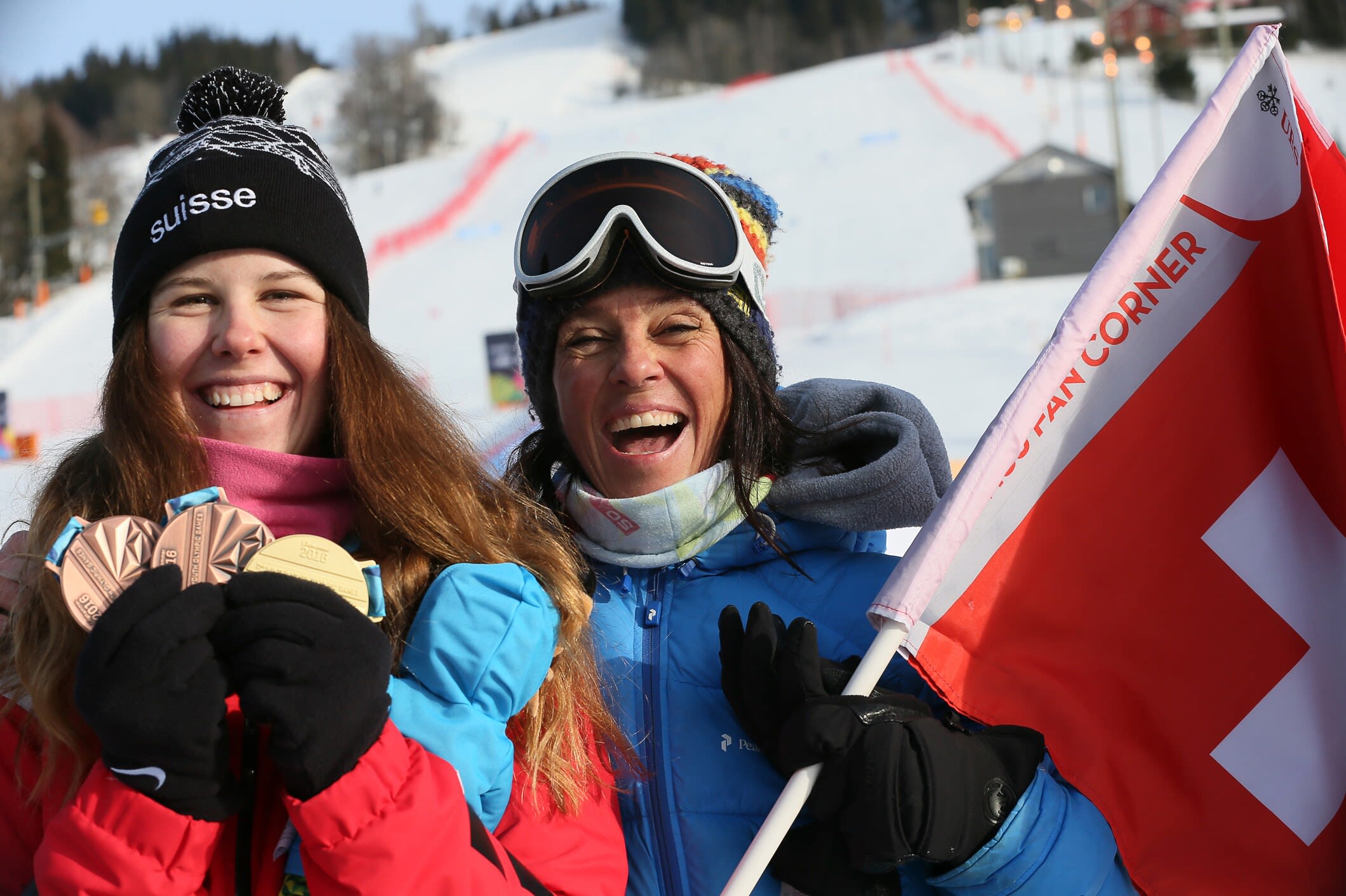 Emotions run high for Swiss Misses at giant slalom - Olympic News