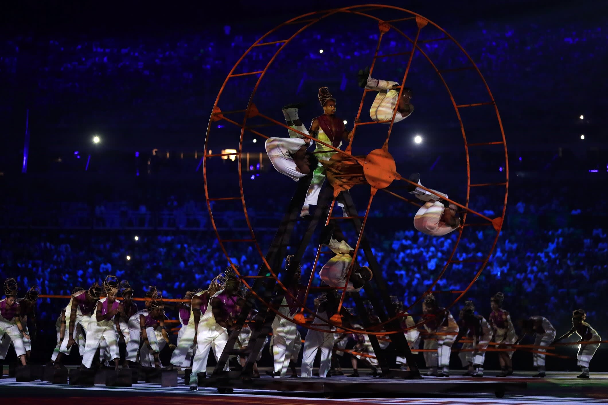 Brazil takes pride in spectacular Rio 2016 opening - Olympic News