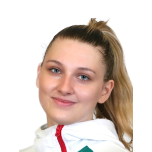 Eszter MUHARI