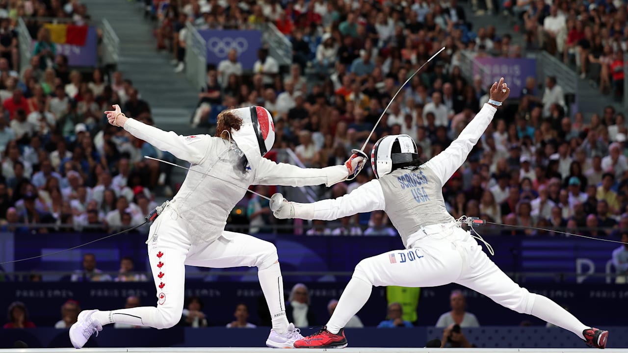 스크럭스 Usa V 하비 Can 여자 플뢰레 개인 준결승 펜싱 2024 파리 올림픽