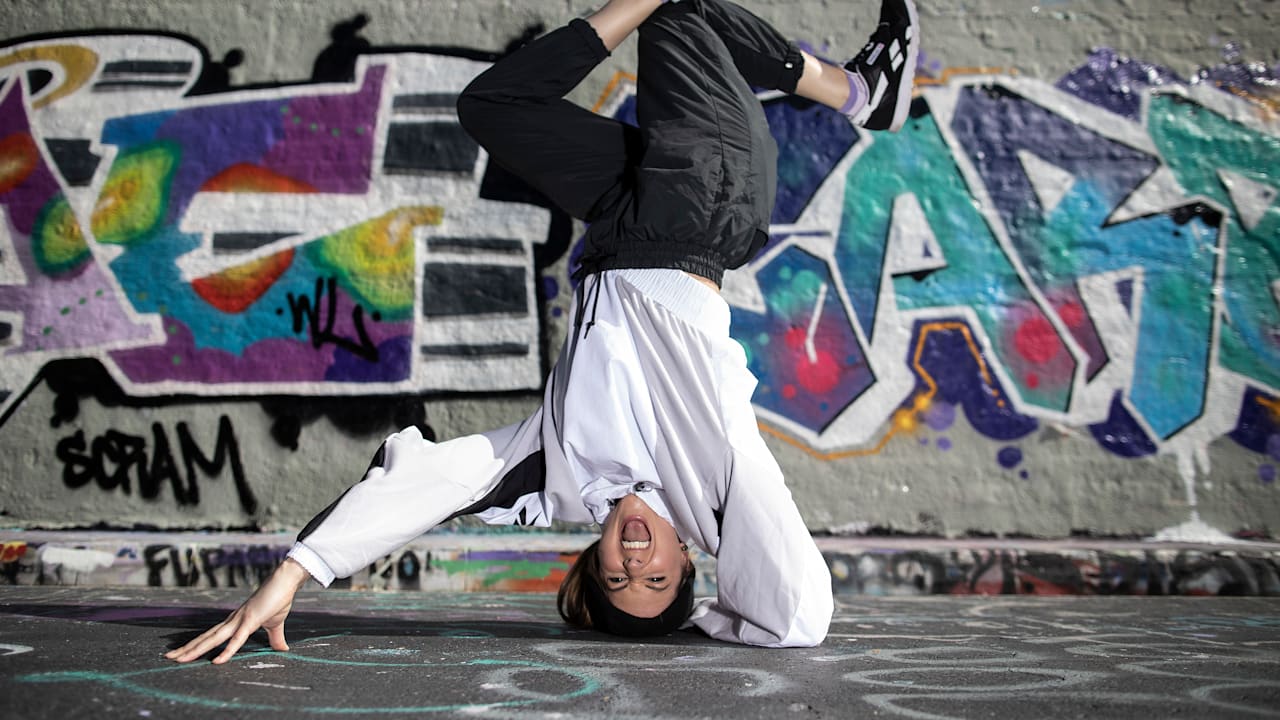 Check out these top Breaking moves you need to know for the Dance Sport ...