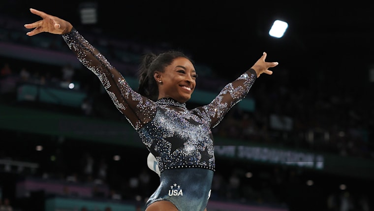 Simone Biles | Biography, top competition results, trophy wins, and medals
