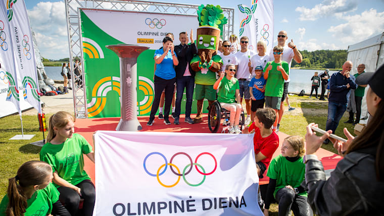 National Olympic Committees (NOC) - Olympic Movement