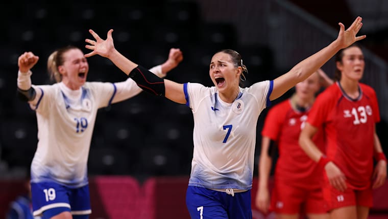 Handball photos - Day 14