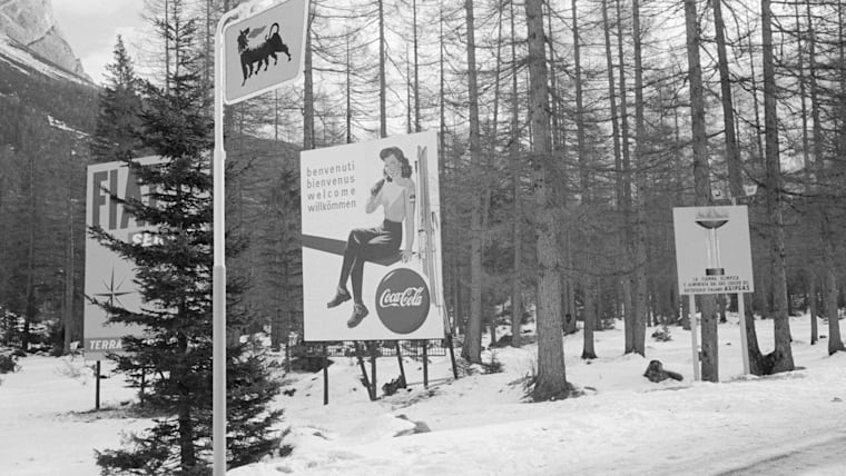 2024-05-08-coca-cola-gallery