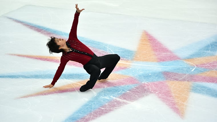 ISU Grand Prix of Figure Skating Final 2022 day 1 live blog and updates