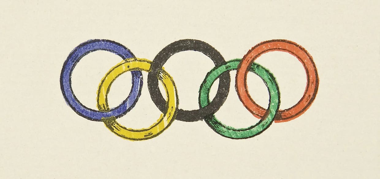 1913 : First public presentation of the Five Rings Symbol.