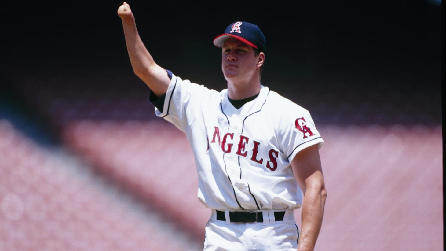 Béisbol • La increíble historia de Jim Abbott, el pitcher de las ...