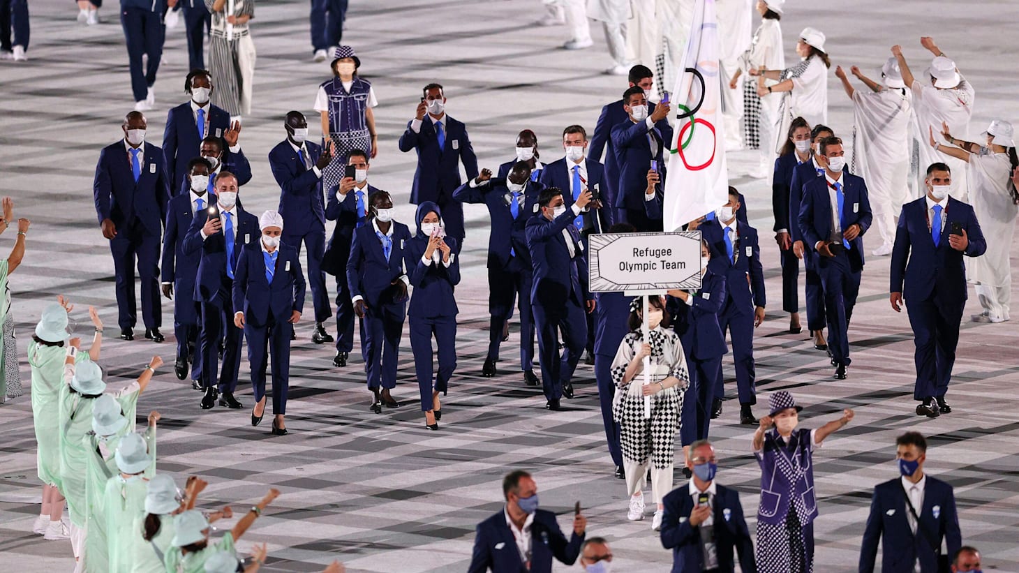 IOC Refugee Olympic Team continues to send message of hope to refugees ...