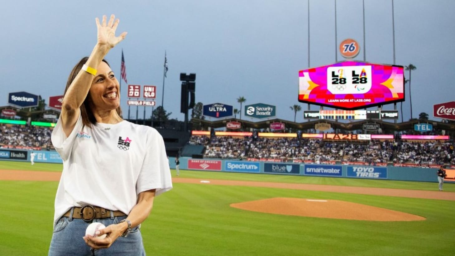 Los Angeles 2028: Olympic champion Janet Evans helps LA 2028 take over ...