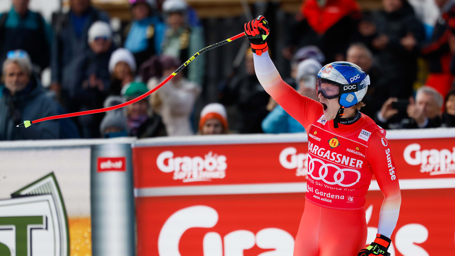 Ski Alpin Weltcup 2025/2026: Marco Odermatt feiert bei der Abfahrt in ...
