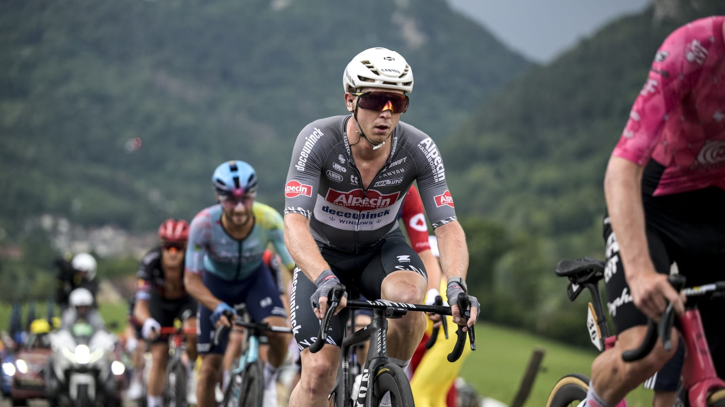 Tour de France 2025 : Victoire en solitaire de Kaden Groves à ...