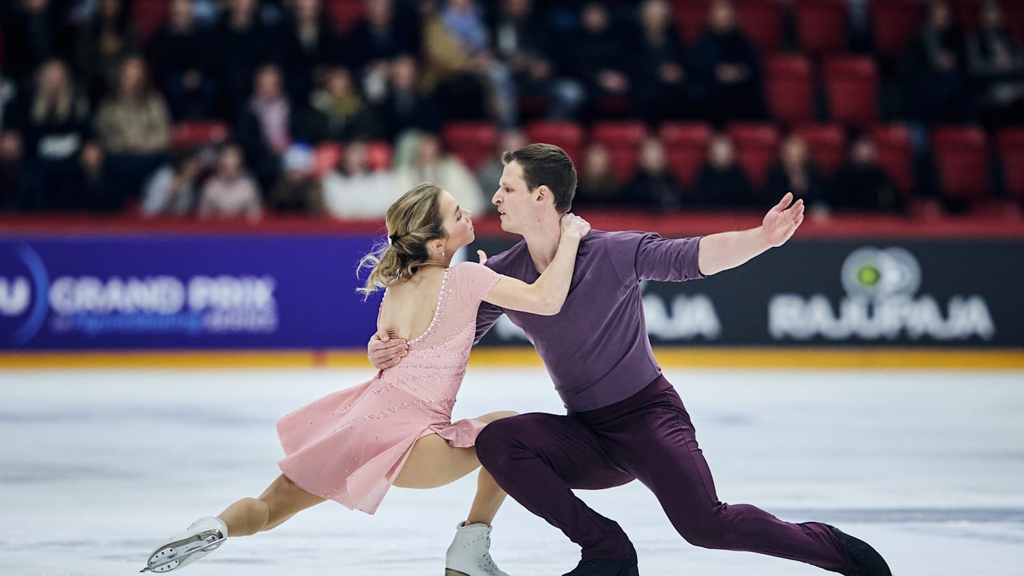 Emotional Alisa Efimova and Misha Mitrovanov capture second straight U ...