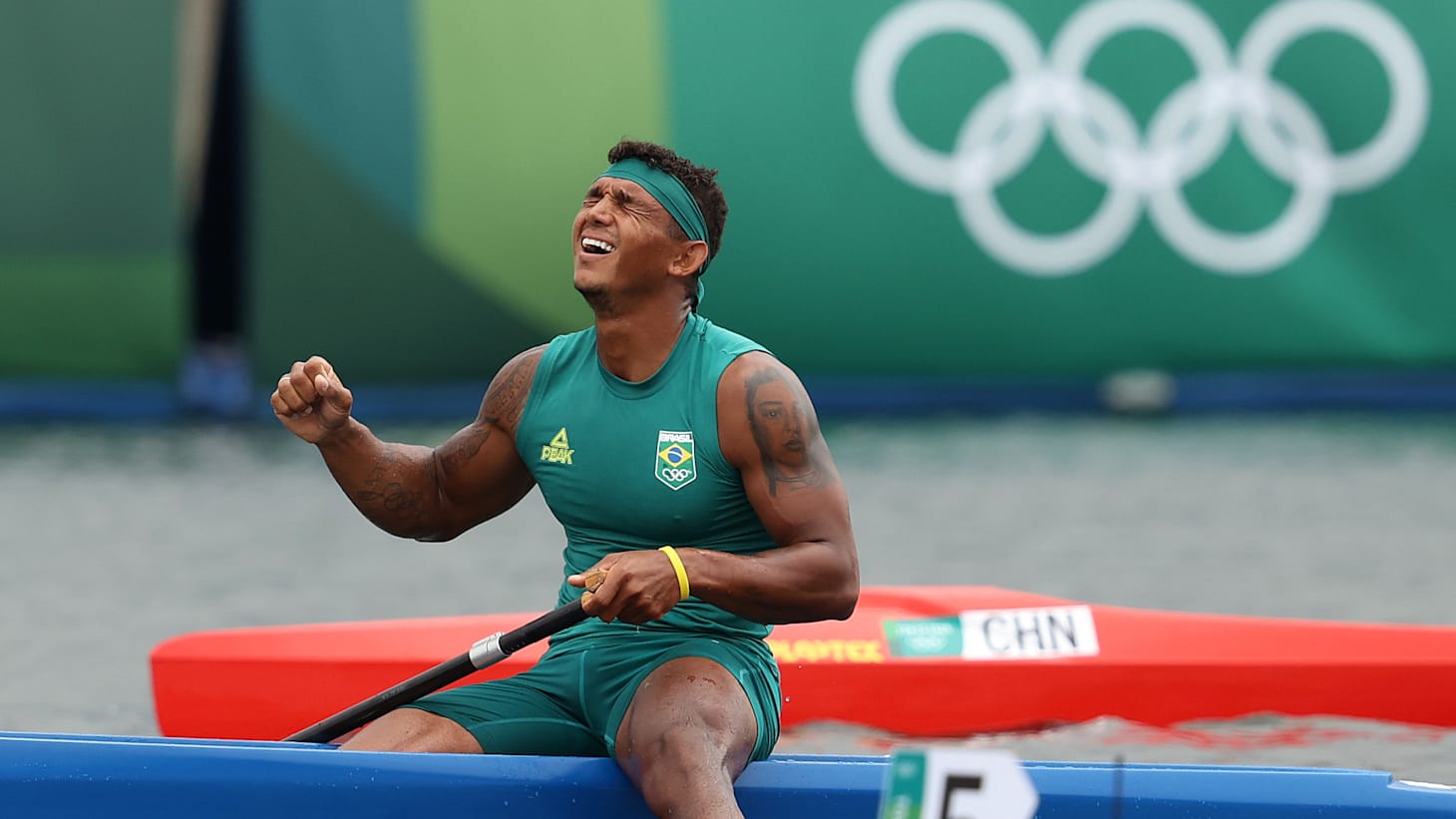 El brasileño Isaquias Queiroz gana la final de 1000m C1 masculinos