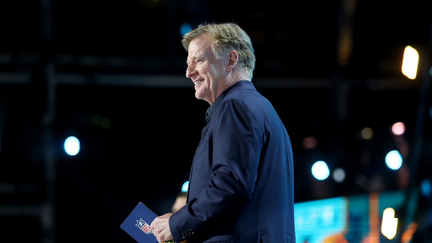 NFL Commissioner Roger Goodell: "We're going to have active players in ...