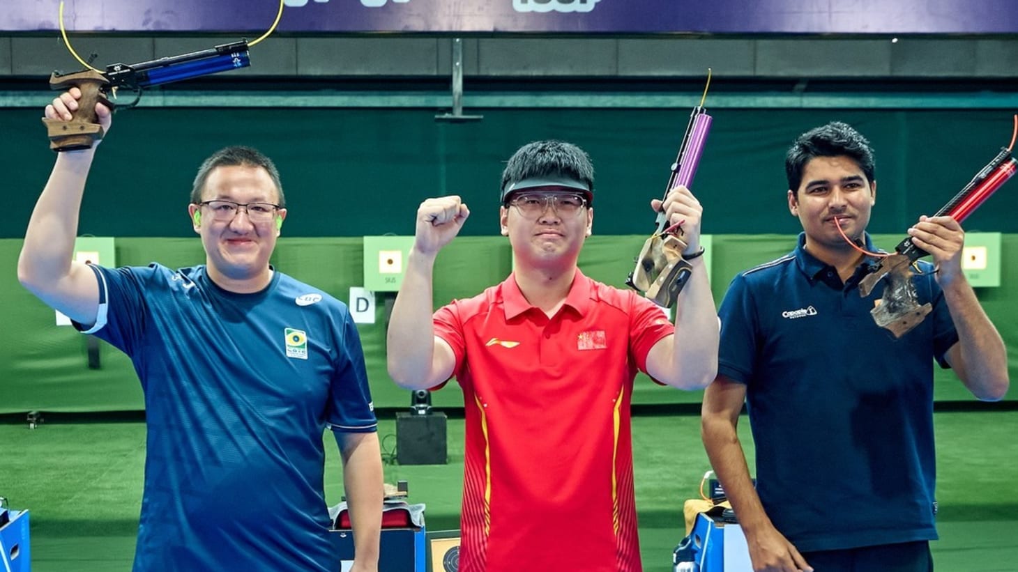 Felipe Wu é prata em Lima e volta ao pódio individual da Copa do Mundo ...