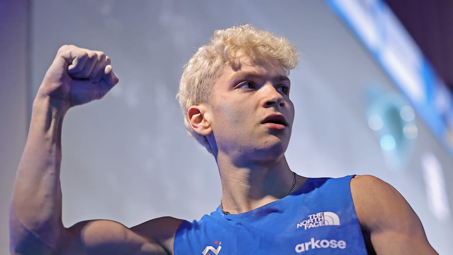IFSC Boulder World Cup Prague 2025: Mejdi Schalck denies Anraku Sorato ...