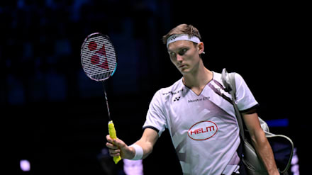 axelsen racket