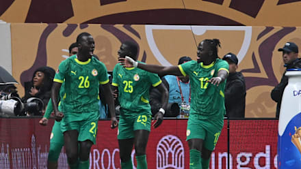 two footed corner challenge