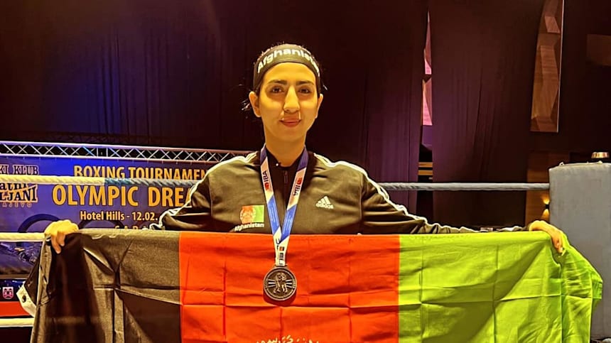 Sadia Bromand: The boxer fighting for all women in Afghanistan