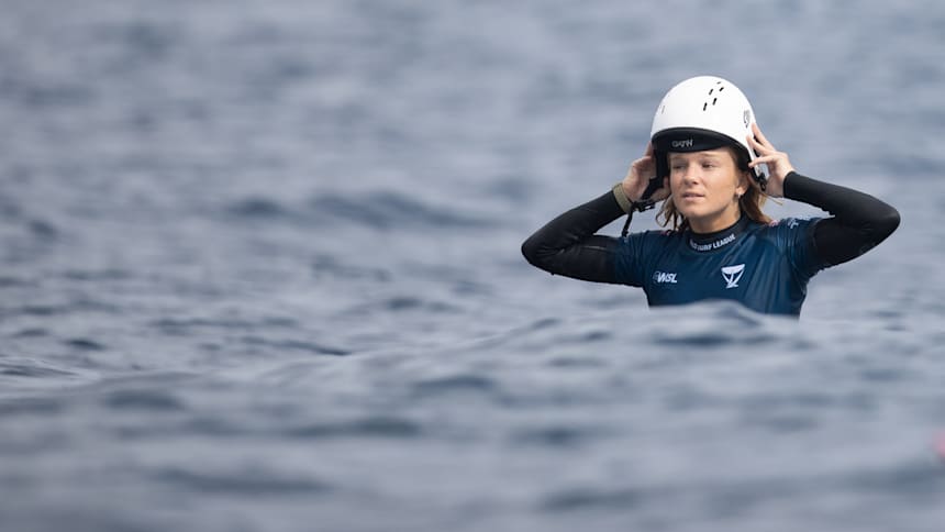 U.S. surfer Caity Simmers: Balancing creativity and competitive spirit ...