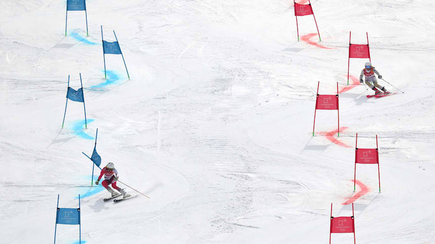 What are the differences between the alpine skiing disciplines?