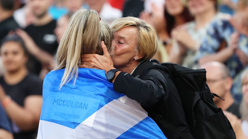 Eilish McColgan: Running for body positivity