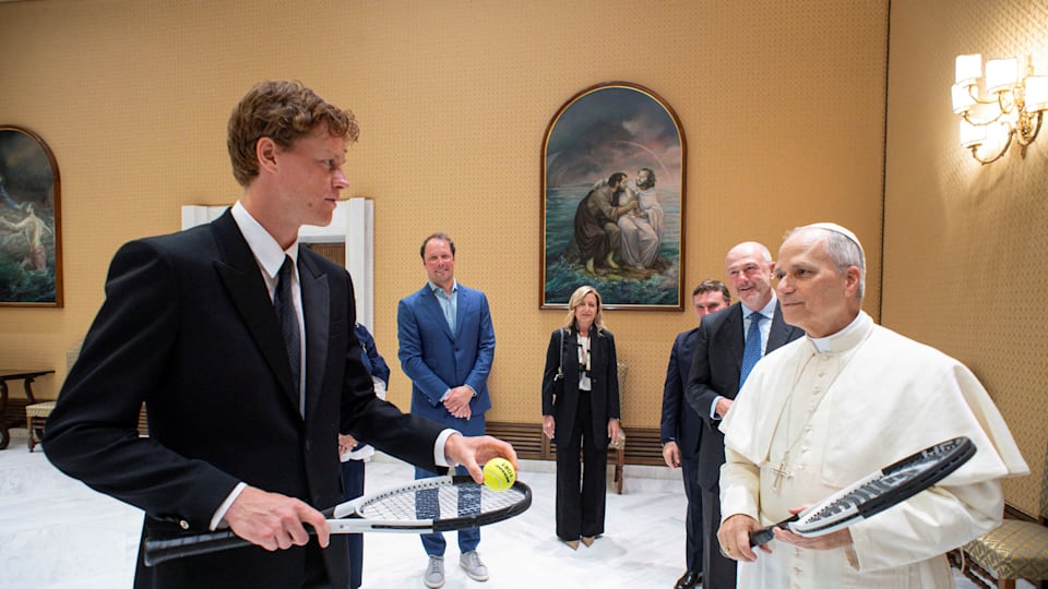 Jannik Sinner da Papa Leone XIV: il pontefice tennista e il numero 1 al ...