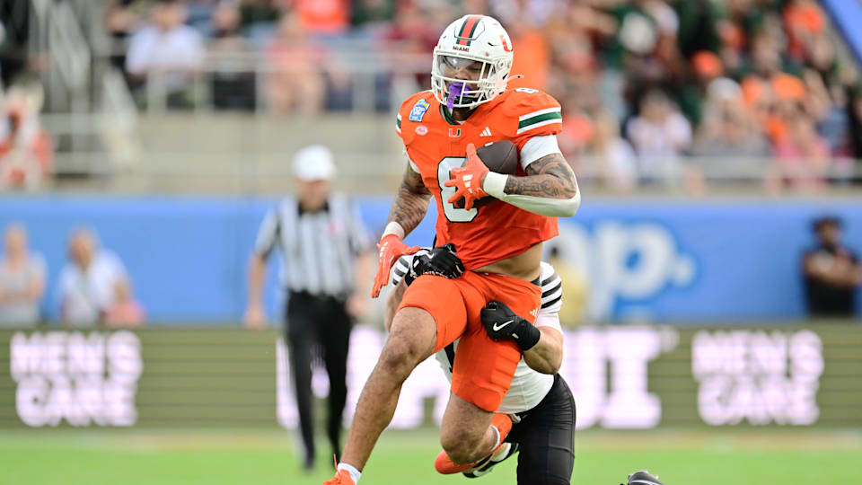 NFL 2025-26: ¿Quién es Elijah Arroyo, ala cerrada mexicano y tercer ...