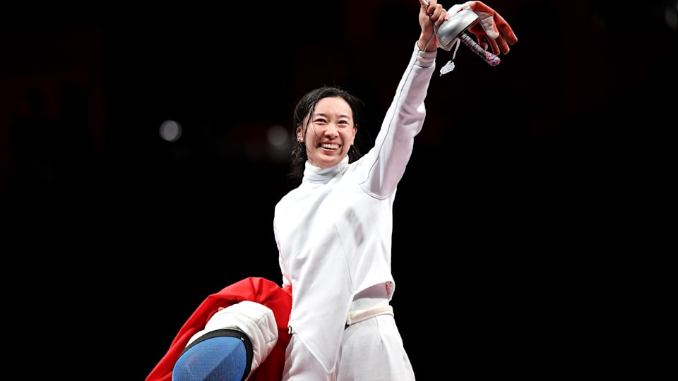 China's SUN Yiwen wins gold in women's epee individual fencing final