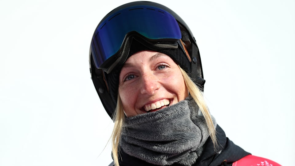 Beijing 2022: Canada’s Laurie Blouin in snowboard Big Air final at ...