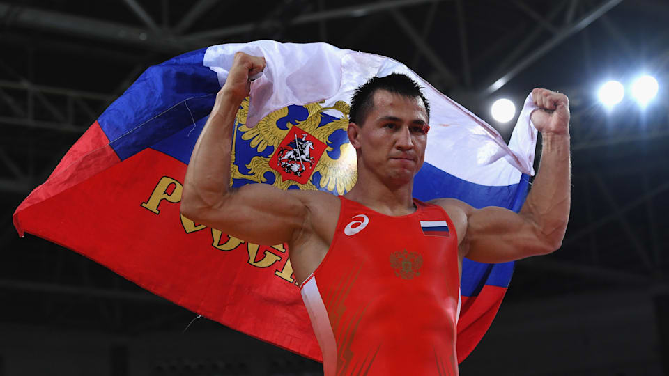 Olympic champ Roman Vlasov dominates Individual World Cup