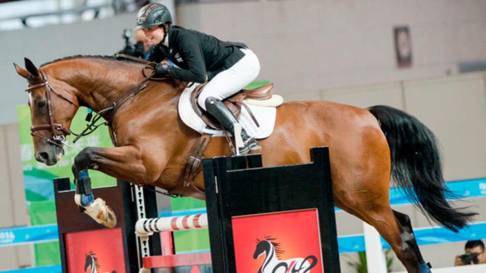 Des larmes de joie pour la cavalière Emily Fraser - Actualité Olympique