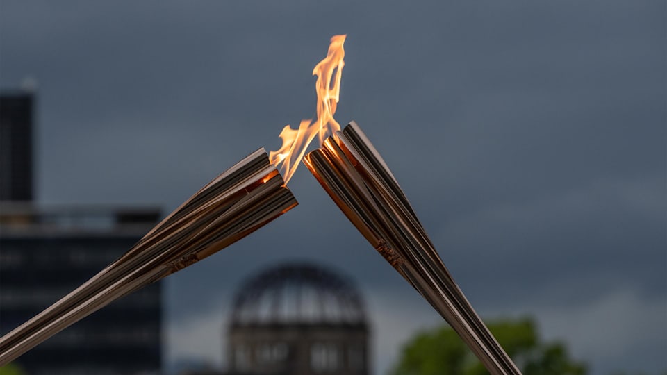 Olympic and Hiroshima Peace Flames United for Peace - Olympic News