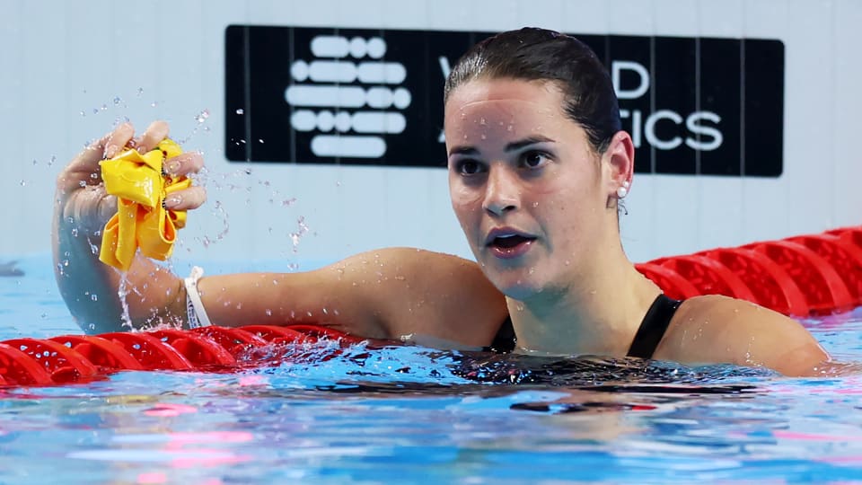2025 World Swimming Championships: Kaylee McKeown pips Regan Smith in thrilling 100m backstroke ...