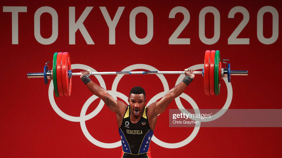 Julio Mayora le da una plata a Venezuela en halterofilia -73 kg