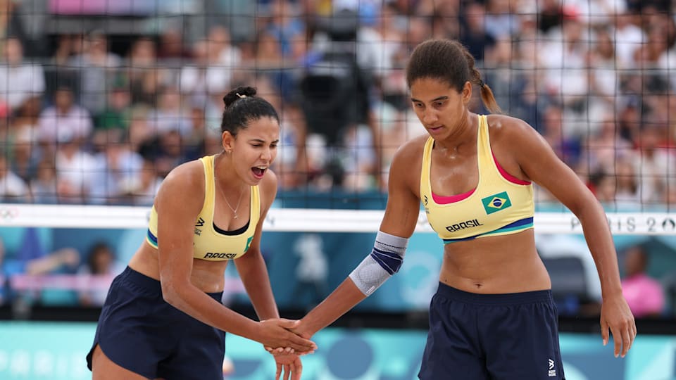 Ana Patrícia e Duda vencem dupla do Japão e avançam para quartas de ...