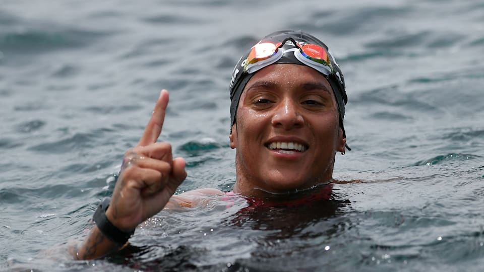 Rainha do mar, Ana Marcela Cunha nada para ser a maior da história