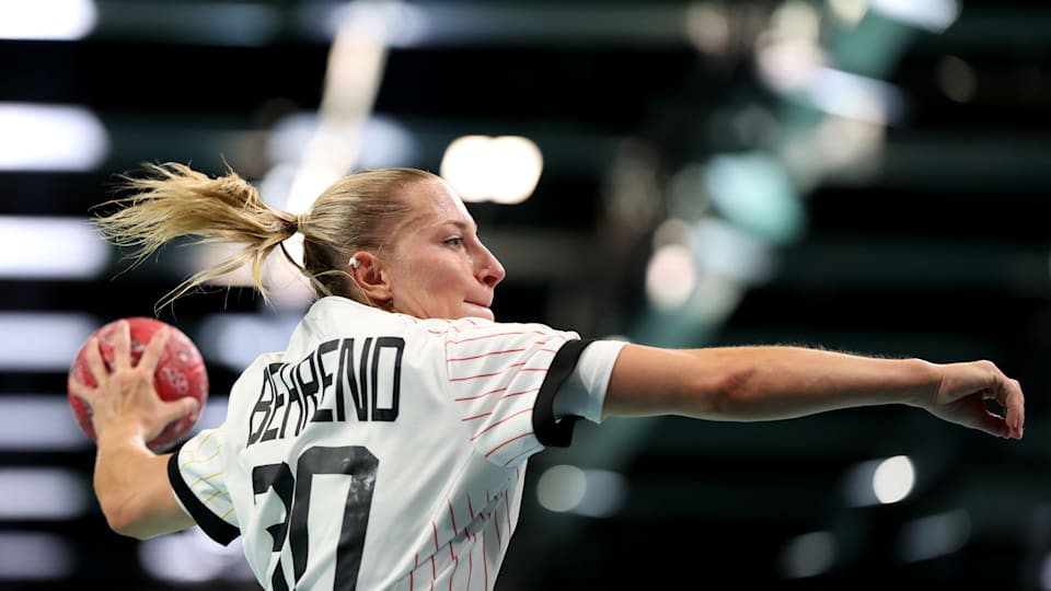 Handball-EM der Frauen 2024: Deutschland feiert souveränen Auftaktsieg ...
