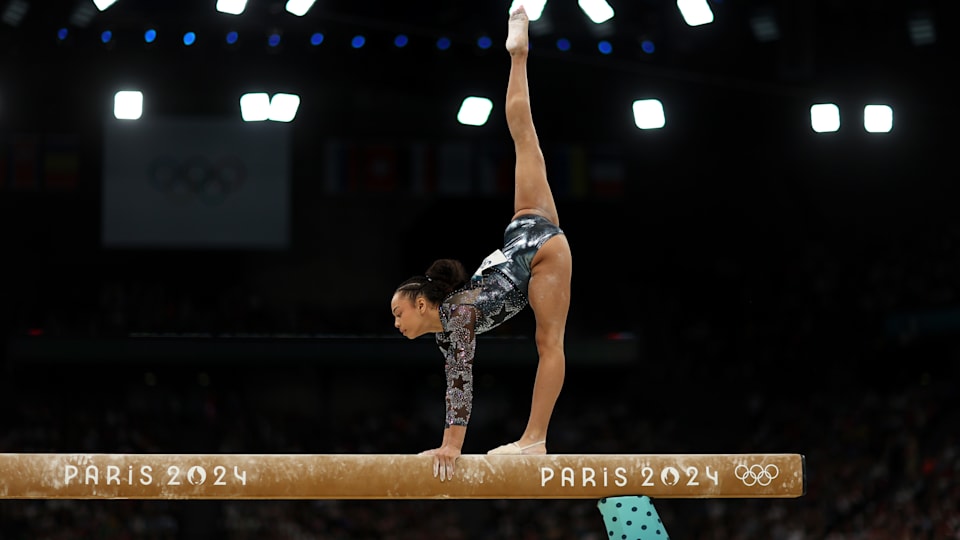 Artistic Gymnastics: Hezly Rivera returns to competition as Ashlee ...