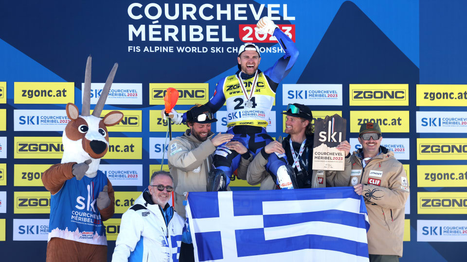 Lo sciatore alpino AJ Ginnis sarà il primo tedoforo di Milano Cortina 2026