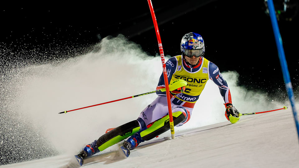 FIS Alpine Ski World Cup 2025/26: Clément Noël wins slalom at Madonna ...