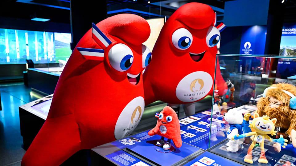 Official Paris 2024 branded products now available for Chinese fans on ...